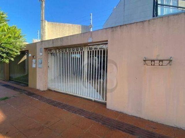 Casa para Aluguel com 3 quartos, 90 m² por R$ 2.300