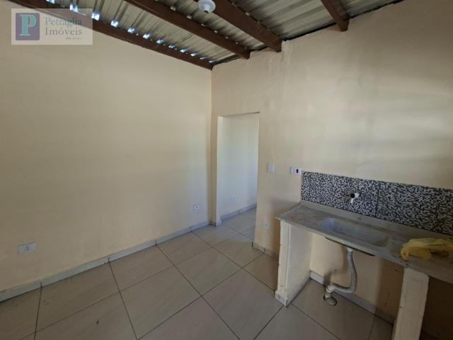 Casa para Aluguel com 1 quartos por R$ 750