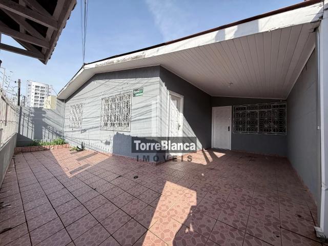 Casa para Aluguel com 1 quartos, 110 m² por R$ 3.250