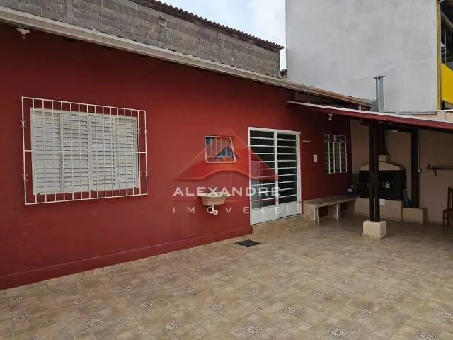 Casa para Aluguel com 1 quartos, 35 m² por R$ 1.650
