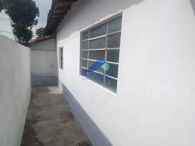 Casa para Aluguel com 1 quartos, 35 m² por R$ 1.300