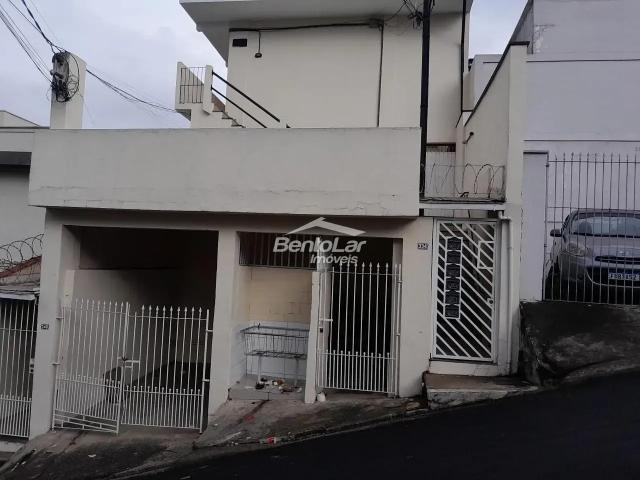 Casa para Aluguel com 1 quartos, 32 m² por R$ 1.300