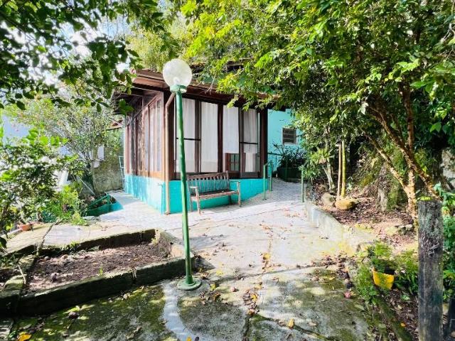 Casa para Aluguel com 1 quartos, 45 m² por R$ 2.500