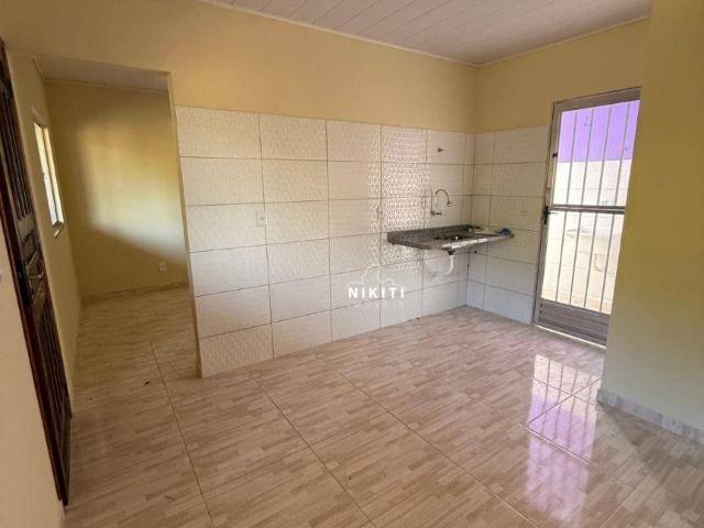 Casa para Aluguel com 1 quartos, 40 m² por R$ 1.200