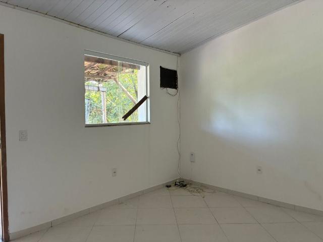Casa para Aluguel com 1 quartos, 40 m² por R$ 1.200