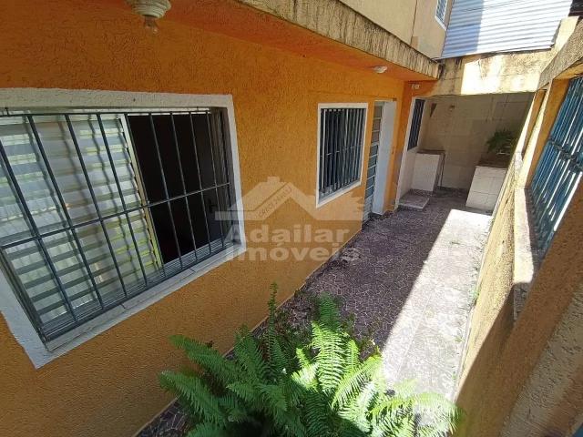 Casa para Aluguel com 1 quartos, 40 m² por R$ 1.300