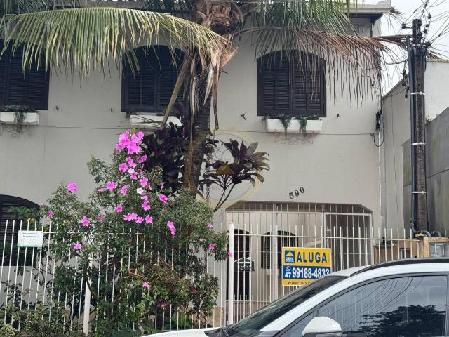 Casa para Aluguel com 1 quartos, 40 m² por R$ 2.500