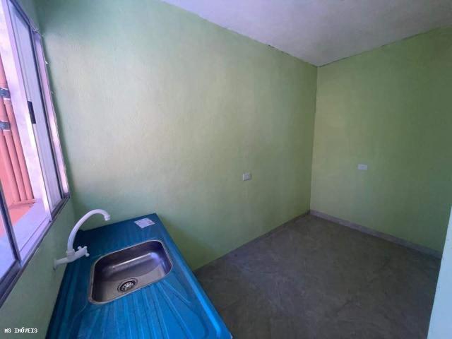 Casa para Aluguel com 1 quartos, 40 m² por R$ 800