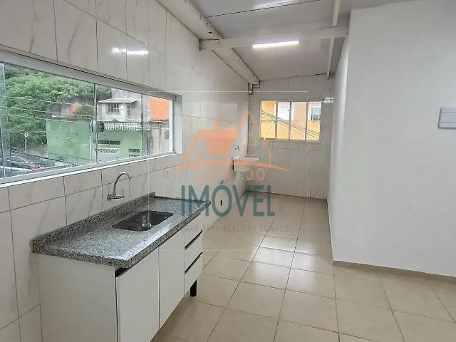 Casa para Aluguel com 1 quartos, 40 m² por R$ 900