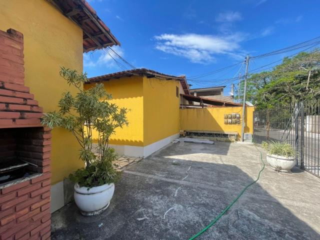 Casa para Aluguel com 1 quartos, 41 m² por R$ 2.000