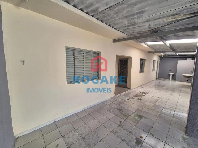 Casa para Aluguel com 1 quartos, 55 m² por R$ 2.000