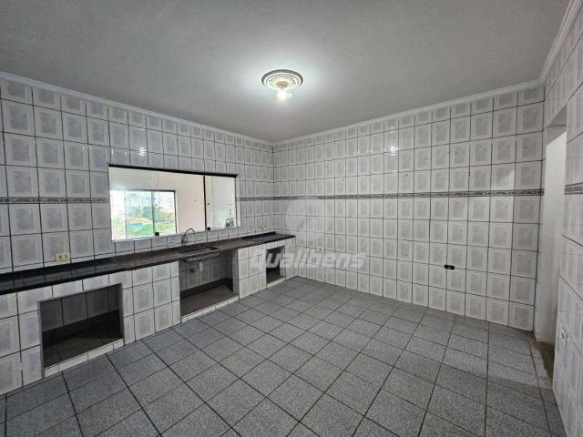 Casa para Aluguel com 1 quartos, 50 m² por R$ 1.650