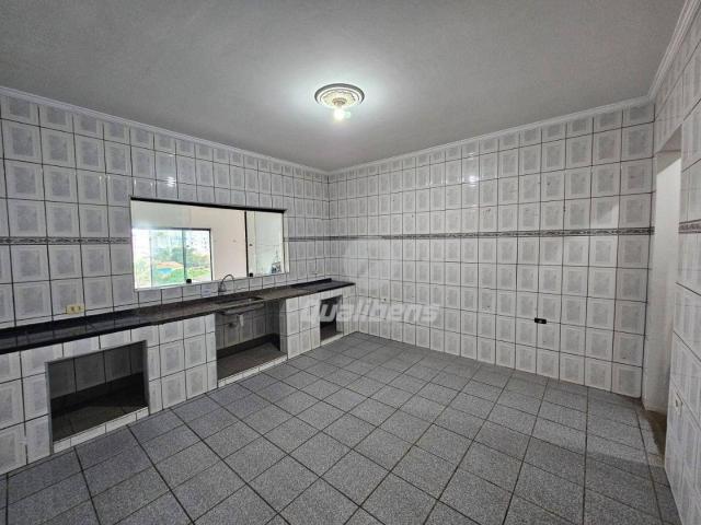 Casa para Aluguel com 1 quartos, 50 m² por R$ 1.650