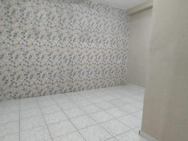 Casa para Aluguel com 1 quartos, 50 m² por R$ 1.000