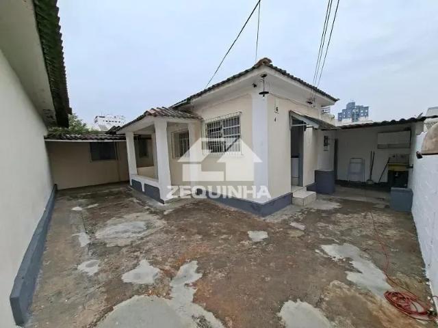 Casa para Aluguel com 1 quartos, 50 m² por R$ 2.000