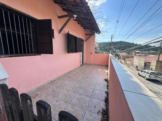 Casa para Aluguel com 1 quartos, 95 m² por R$ 1.000