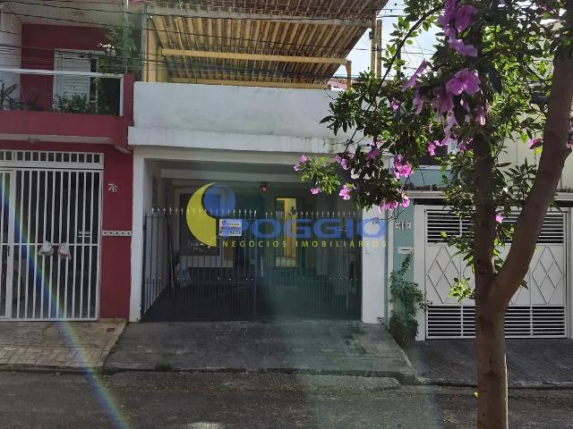 Casa para Aluguel com 2 quartos, 140 m² por R$ 3.500