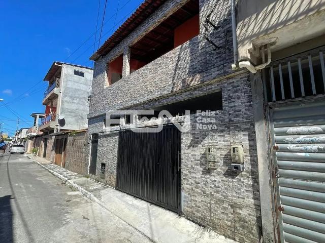 Casa para Aluguel com 2 quartos, 154 m² por R$ 1.400