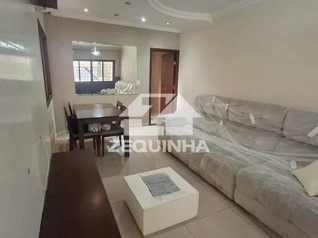 Casa para Aluguel com 2 quartos, 174 m² por R$ 6.000