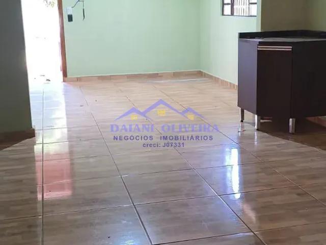 Casa para Aluguel com 2 quartos, 100 m² por R$ 800