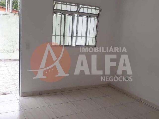 Casa para Aluguel com 2 quartos, 110 m² por R$ 1.400