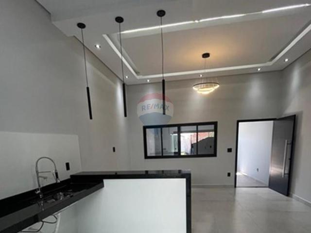 Casa para Aluguel com 2 quartos, 110 m² por R$ 3.500