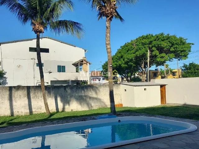 Casa para Aluguel com 2 quartos, 200 m² por R$ 3.300
