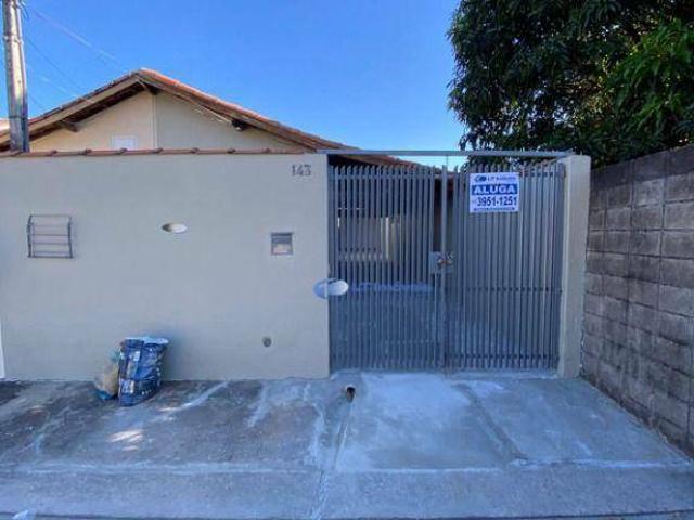 Casa para Aluguel com 2 quartos, 30 m² por R$ 1.450