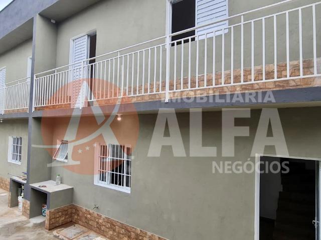Casa para Aluguel com 2 quartos, 45 m² por R$ 1.500
