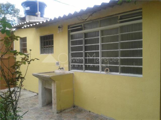Casa para Aluguel com 2 quartos, 45 m² por R$ 2.400