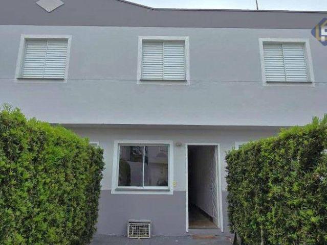 Casa para Aluguel com 2 quartos, 55 m² por R$ 1.784