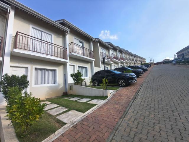 Casa para Aluguel com 2 quartos, 50 m² por R$ 2.500