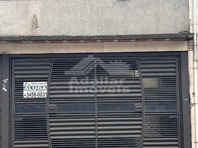Casa para Aluguel com 2 quartos, 50 m² por R$ 2.000