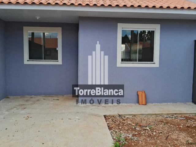 Casa para Aluguel com 2 quartos, 52 m² por R$ 1.100