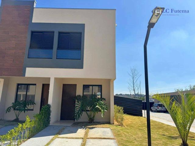 Casa para Aluguel com 2 quartos, 53 m² por R$ 1.541