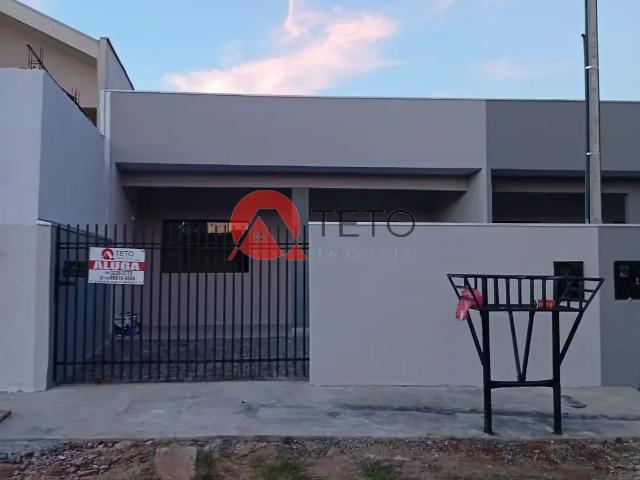 Casa para Aluguel com 2 quartos, 65 m² por R$ 1.100