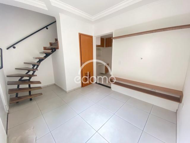 Casa para Aluguel com 2 quartos, 67 m² por R$ 3.000