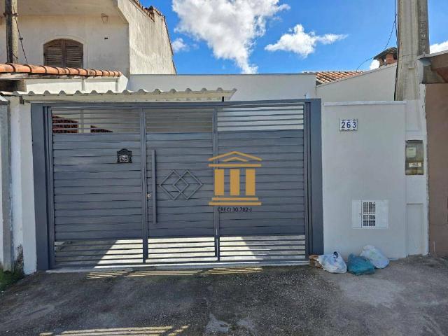 Casa para Aluguel com 2 quartos, 60 m² por R$ 1.950