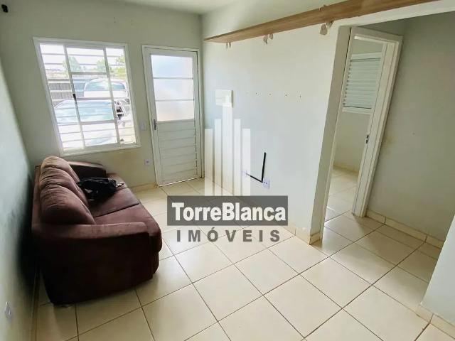 Casa para Aluguel com 2 quartos, 60 m² por R$ 900