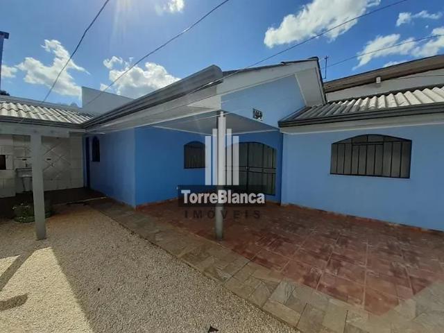 Casa para Aluguel com 2 quartos, 76 m² por R$ 1.400