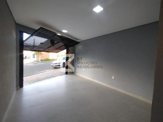 Casa para Aluguel com 2 quartos, 70 m² por R$ 3.500