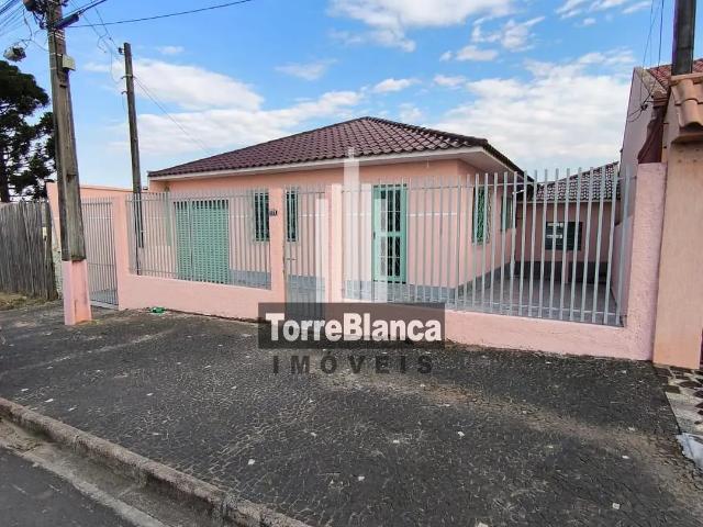 Casa para Aluguel com 2 quartos, 70 m² por R$ 1.500