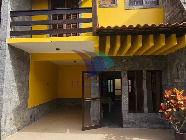 Casa para Aluguel com 2 quartos, 70 m² por R$ 1.700