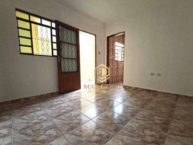 Casa para Aluguel com 2 quartos, 70 m² por R$ 1.150