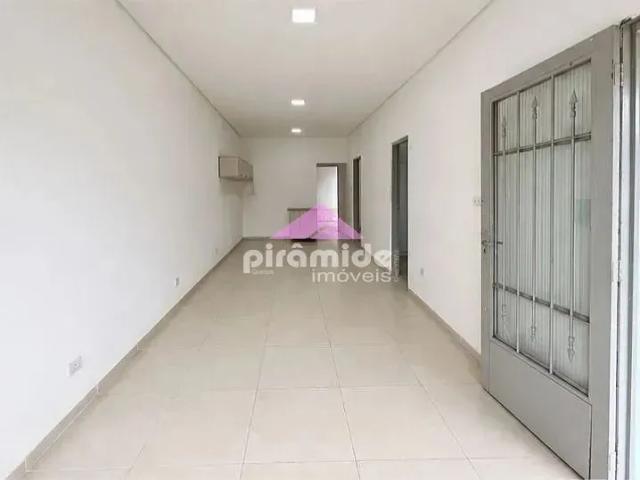 Casa para Aluguel com 2 quartos, 85 m² por R$ 1.650