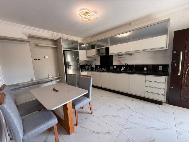 Casa para Aluguel com 2 quartos, 85 m² por R$ 6.600