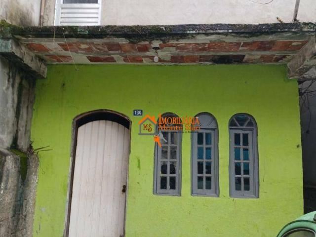 Casa para Aluguel com 2 quartos, 80 m² por R$ 800