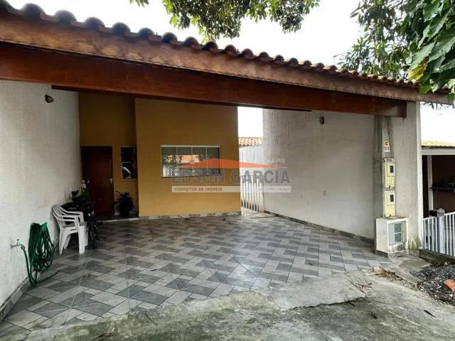 Casa para Aluguel com 2 quartos, 80 m² por R$ 1.200