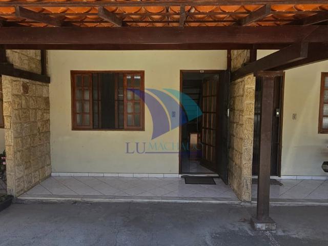 Casa para Aluguel com 2 quartos, 80 m² por R$ 2.000