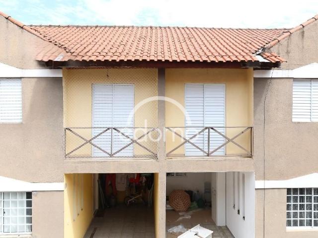 Casa para Aluguel com 2 quartos, 90 m² por R$ 1.900